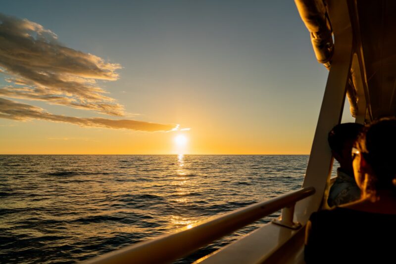 Captain Cook Sunset Dinner Cruise to Kealakekua Bay (3 hours, from $175)