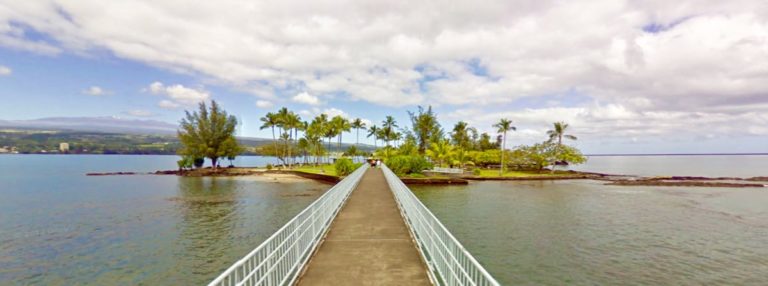 Coconut Island (Mokuola) in Hilo: a GREAT spot to swim and relax